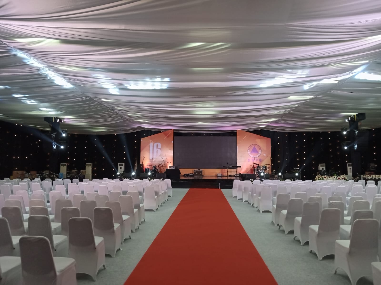 Sewa Karpet Buana Merah - Support Event Outdoor & Indoor